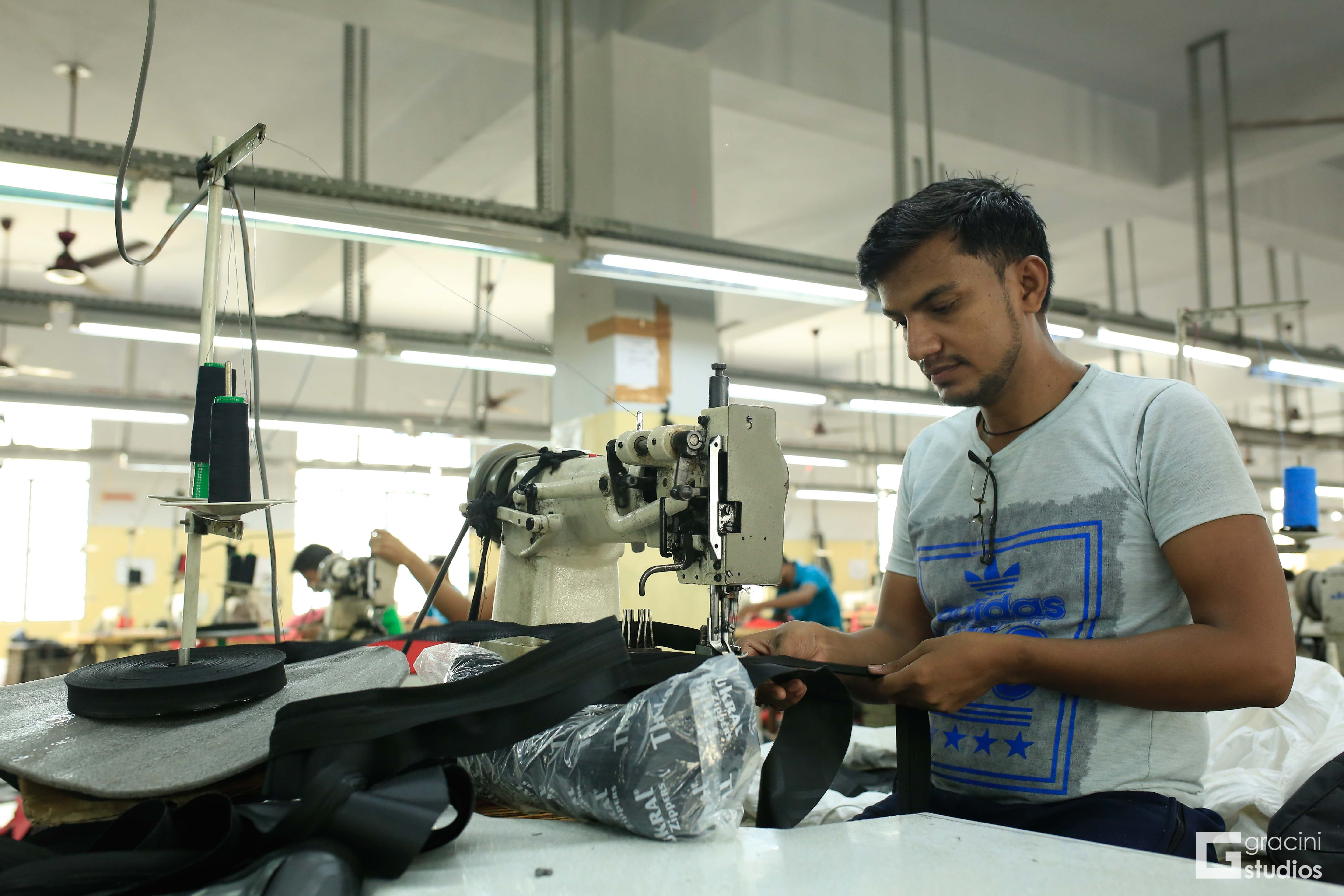 "The Art of Leather Bag Making: A Behind-the-Scenes Look at Optima ...